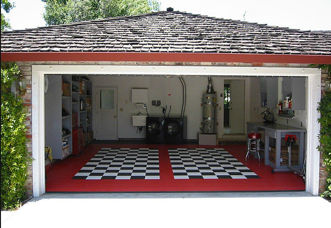 C1 Vette: 50's Garages