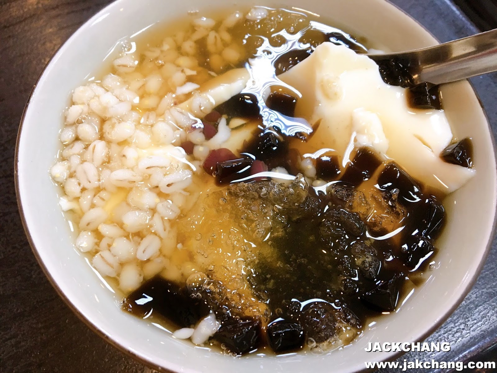 Food in Taoyuan,Daxi Old Street-Xiao zhen douhua,traditional handmade ...
