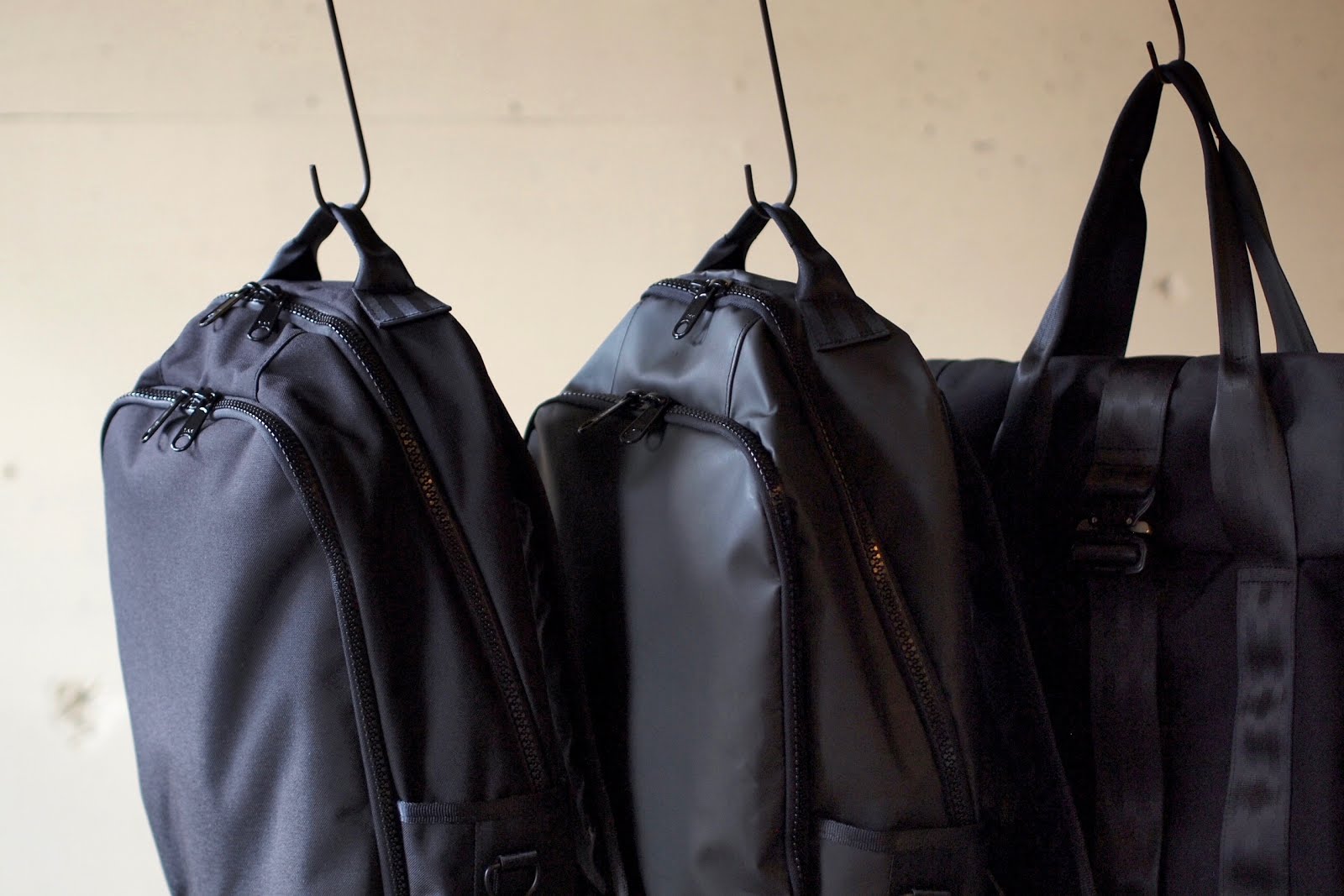 UNCLE JOHN: DEFY BAGS / New Arrival