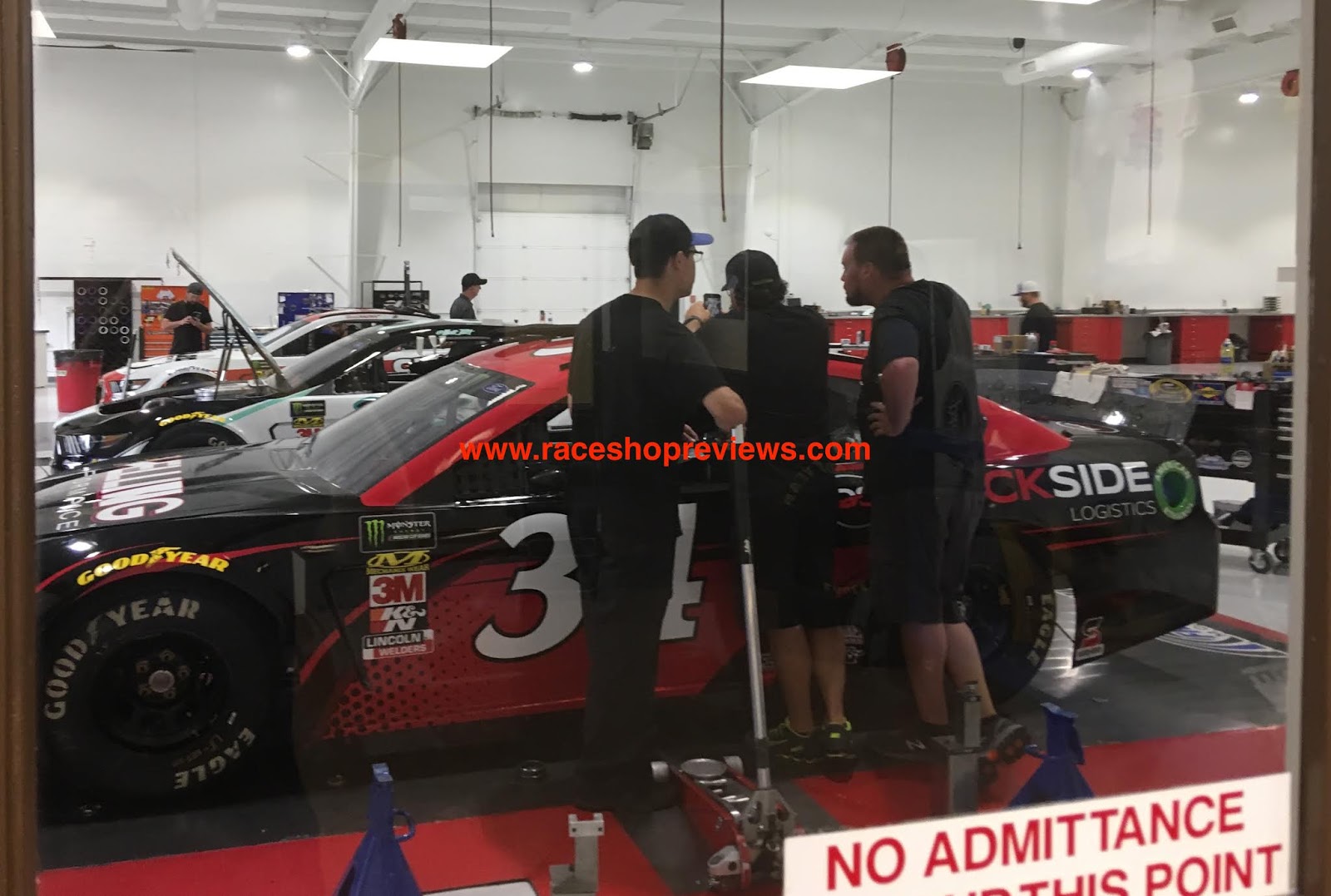 Race Shop Reviews: FRONT ROW MOTORSPORTS