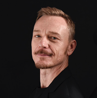 Jupiter's Legacy - Josh Duhamel, Leslie Bibb, Ben Daniels, Andrew ...