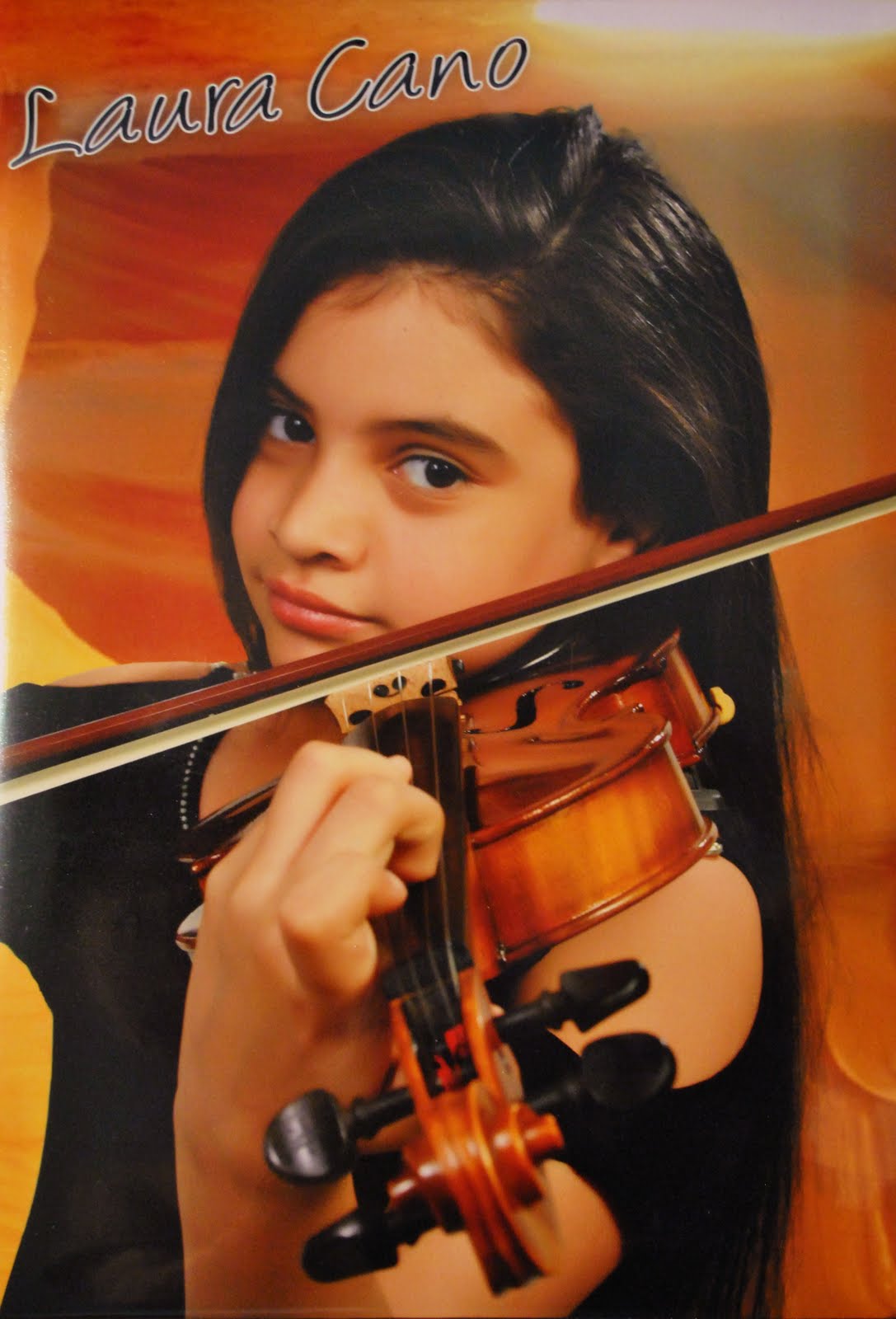 Laura Piano's Instagram, Twitter & Facebook on IDCrawl