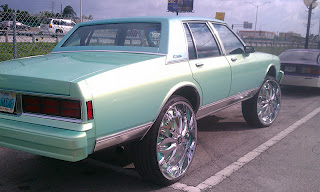 PHOTOGRAPHY BY MIAMIEARL: Box Chevy on 28" DUB Esinem Floaters