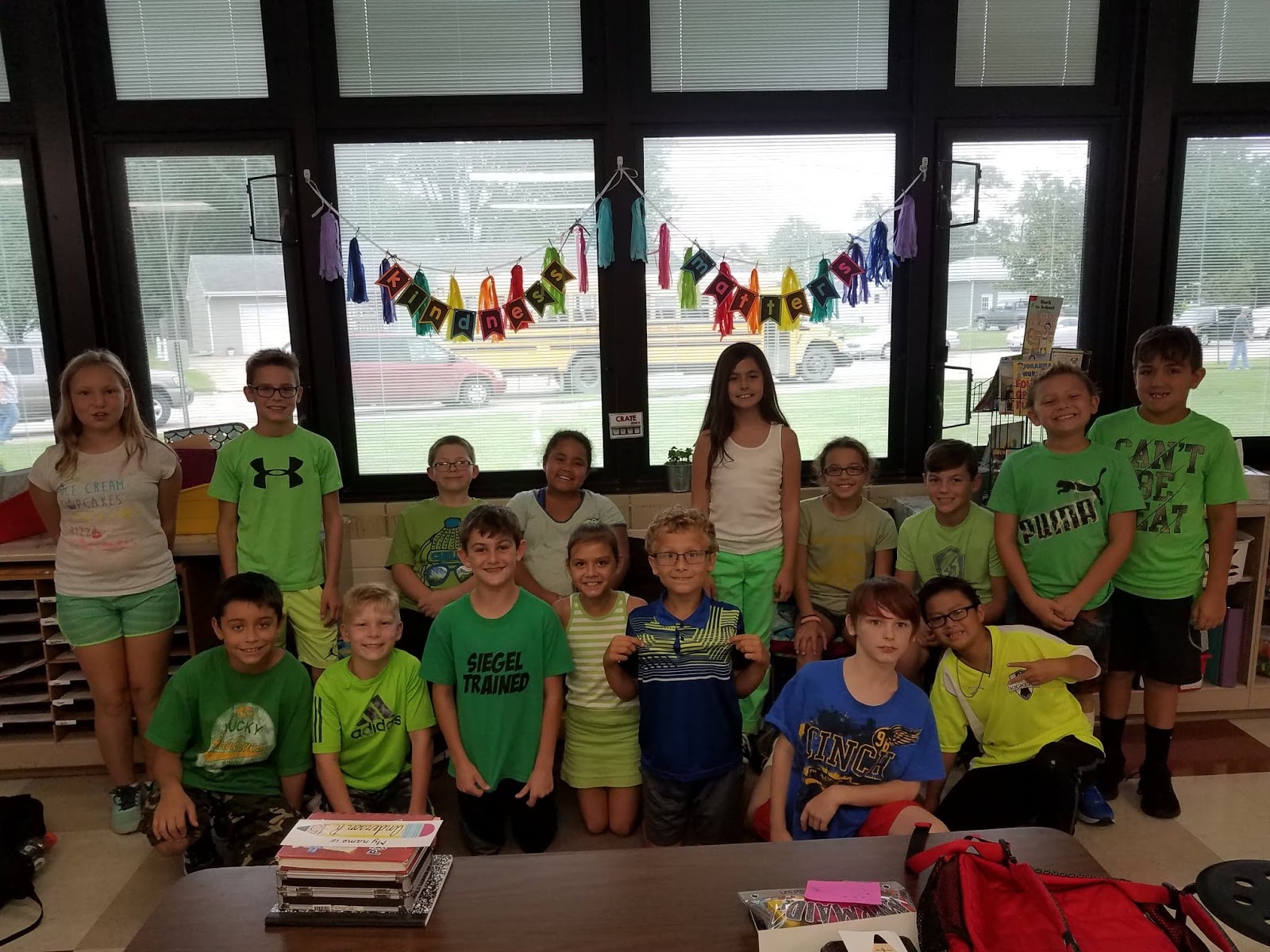 Mrs. Hoyer's Fourth Grade Blog: Meet our class!
