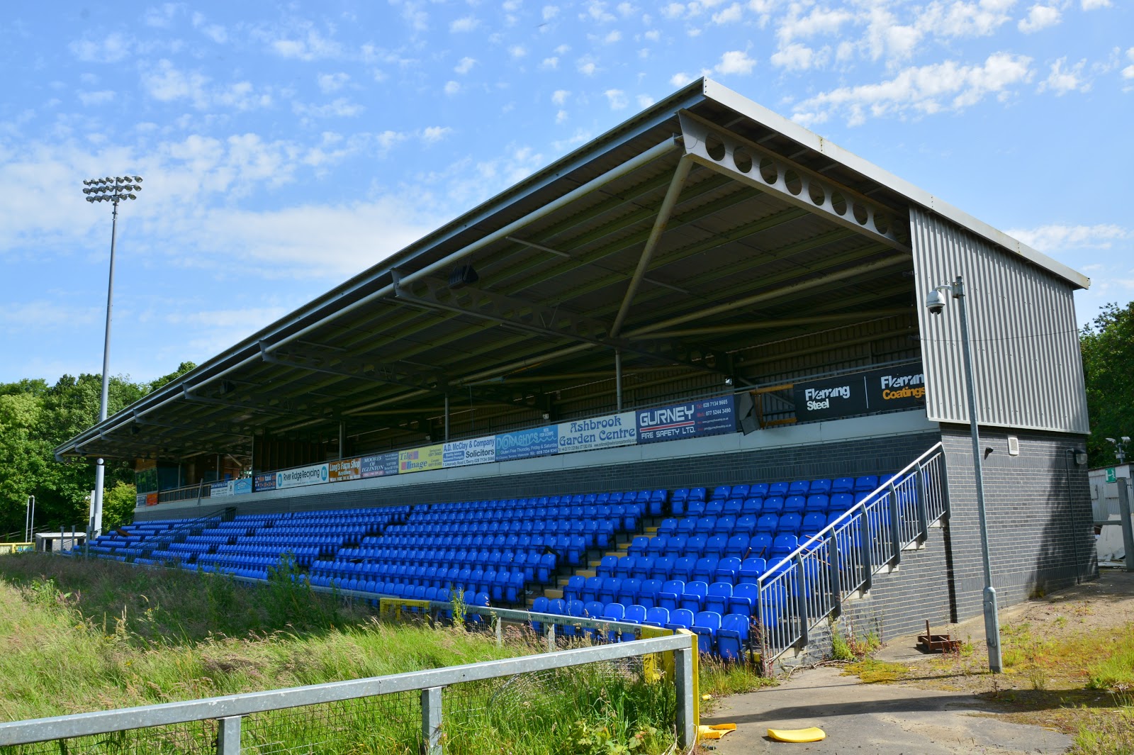 Extreme Football Tourism: NORTHERN IRELAND: Institute FC (1980-2017)