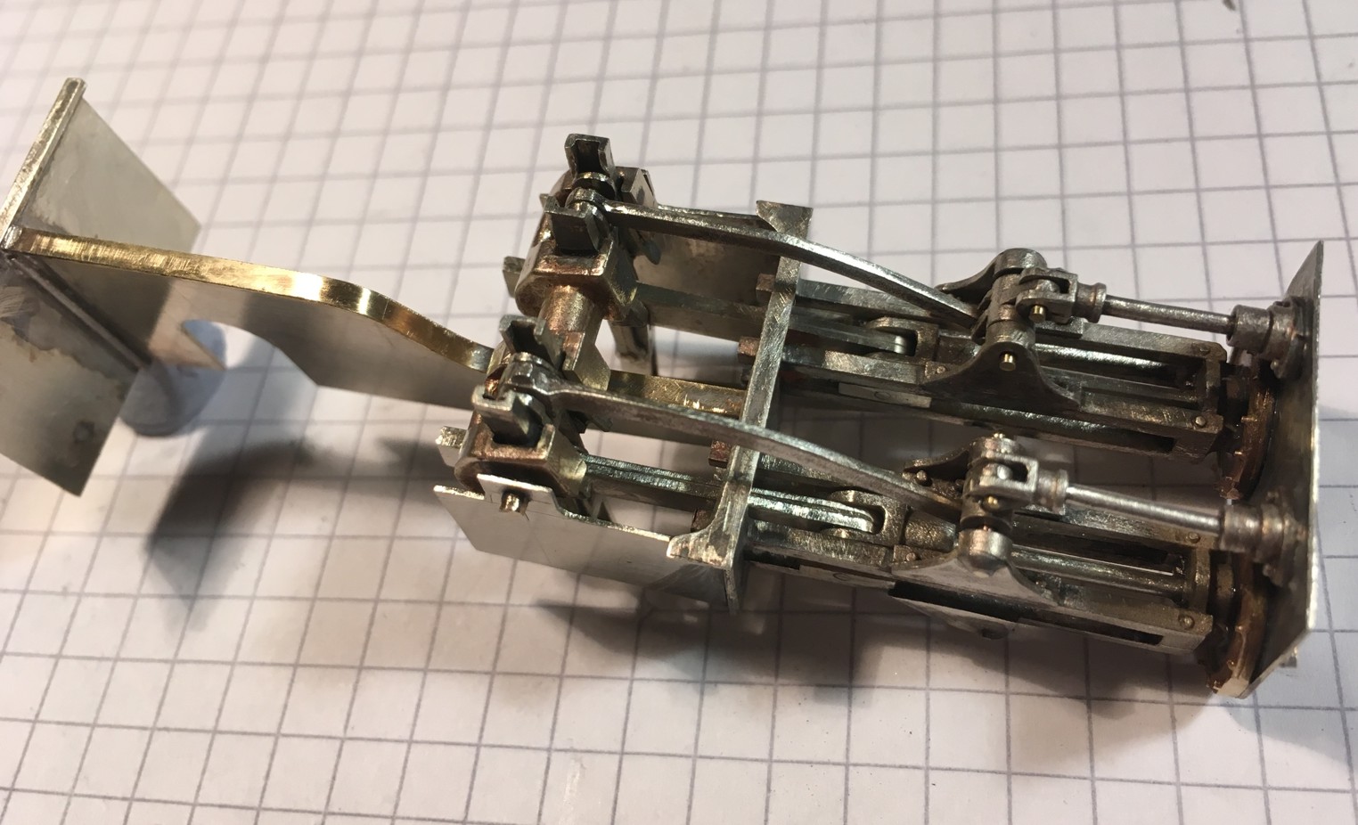 petesworkshop: Joy's Valve Gear for an LNWR Precursor Tank