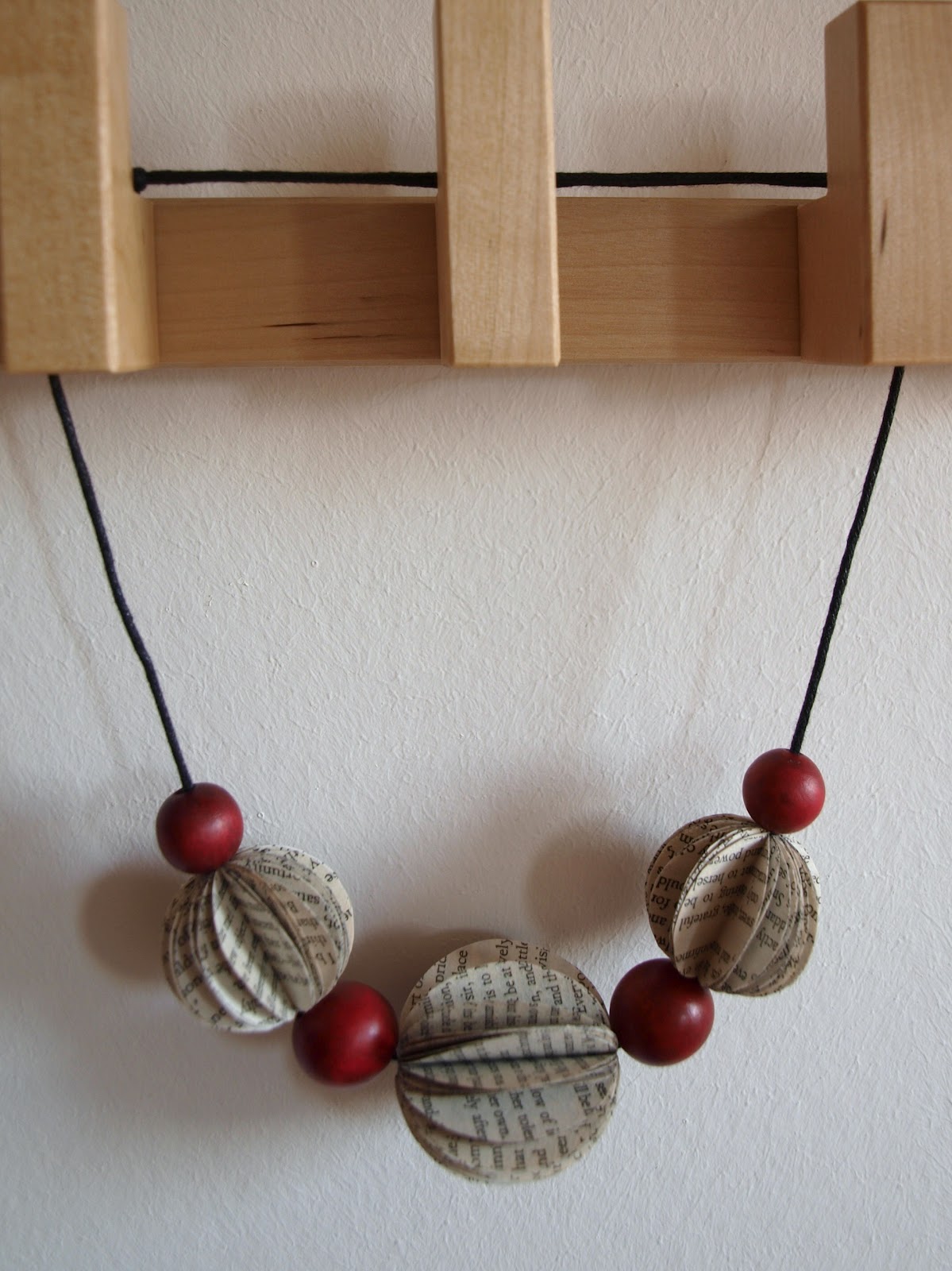 Crafted by Carly: Paper Bead Necklace