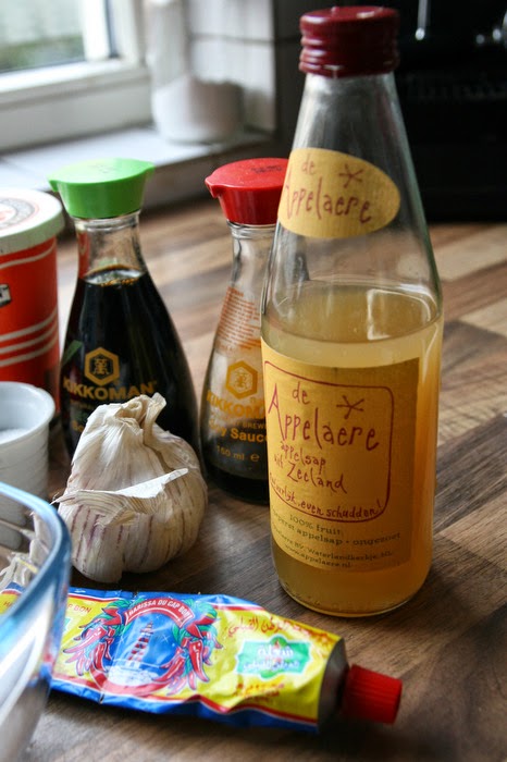 Eten maken: Kipkluifjes gemarineerd in appelsap en keukenstroop