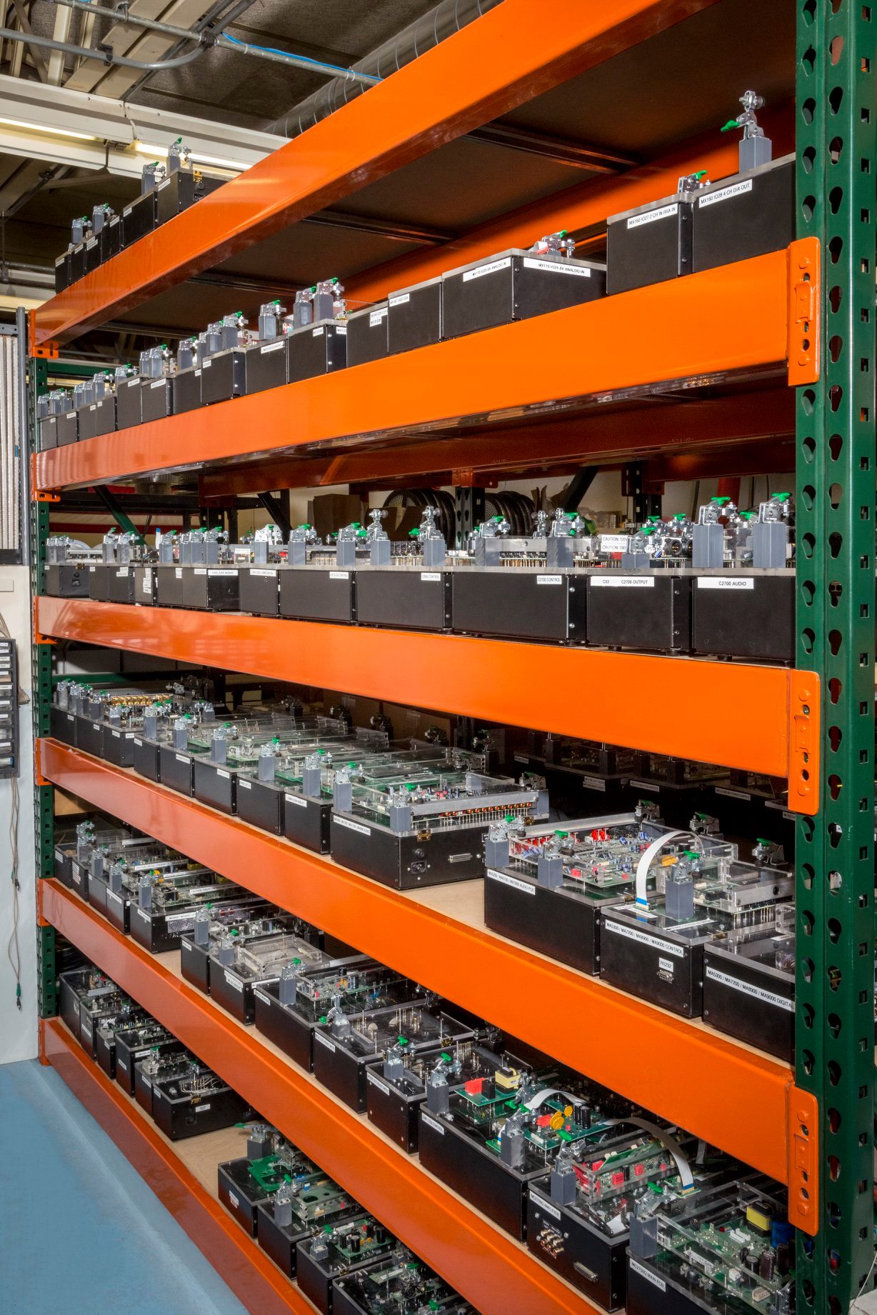 MAKING A MCINTOSH – PCB TESTING – M & S | Ultimate High-Fidelity