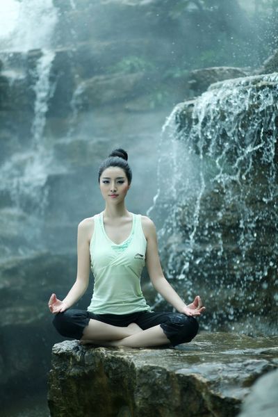 Amy Willerton: On the third attempt, Wei Wei Yu wins MISS WORLD CHINA ...