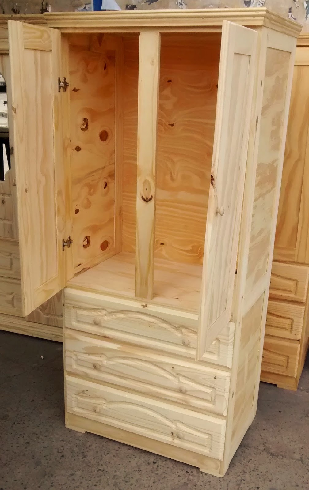 PICHON MUEBLES: ROPEROS DE MADERA