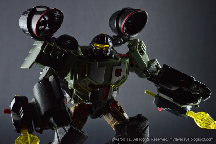 The Rave Corner: Transformers Reveal The Shield Voyager Deep Dive Review