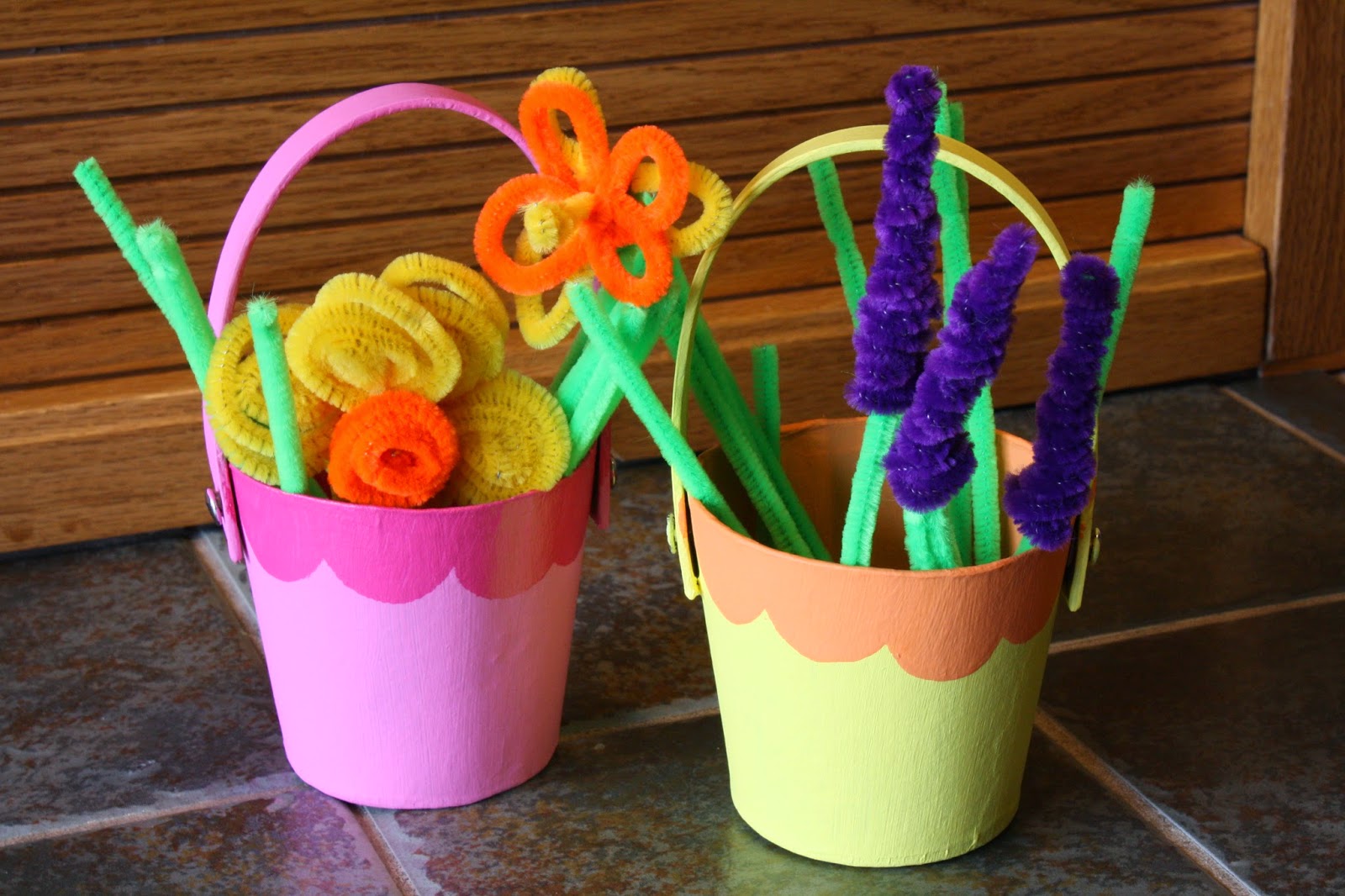 Craft E Magee: Scalloped Spring Buckets