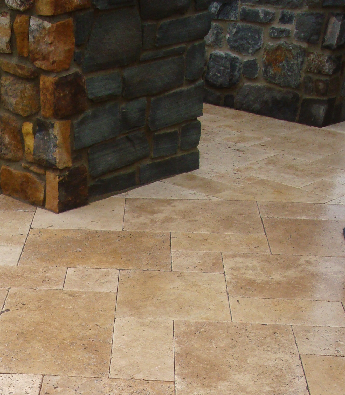Martin Shaw Landscape Design : Travertine, A Classic Beauty
