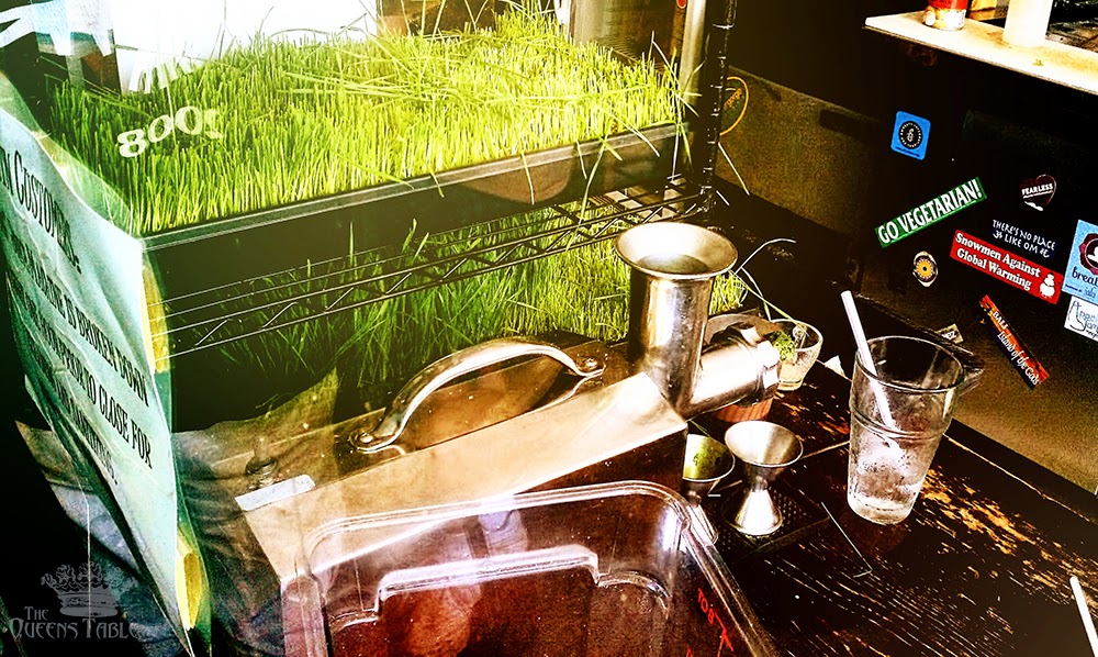 The Queen's Table: Mellow Moods Cafe And Juice Bar in Shepherdstown ...