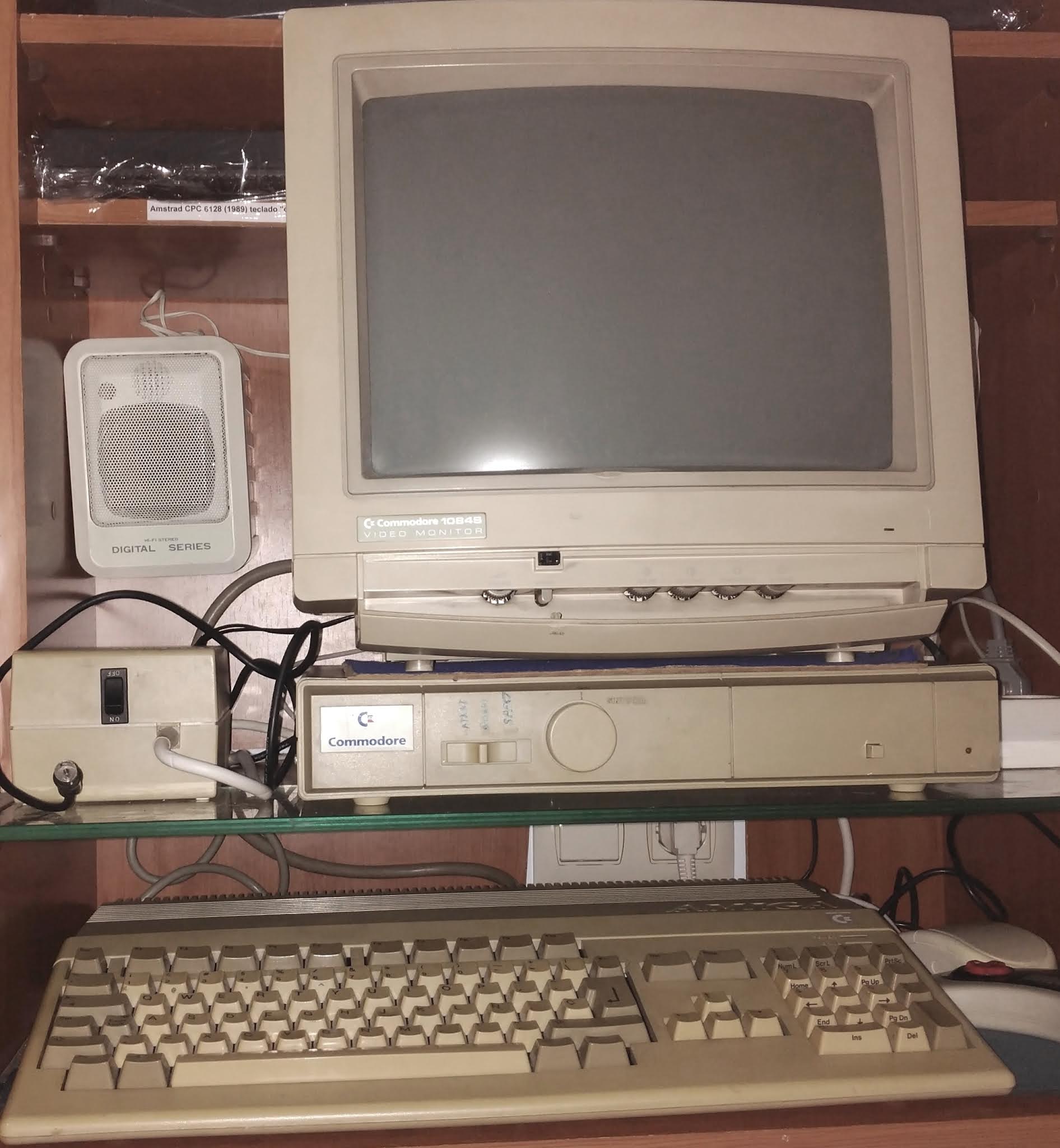 Retro Ordenadores Orty: Monitor Commodore 1084S de 13" (modelo 1084S-D1 ...