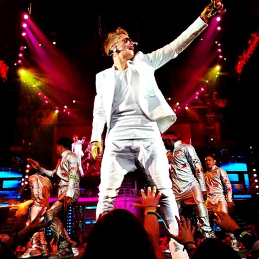 Justin Bieber: ALL PHOTOS: Justin Bieber Live Performance at Energy ...