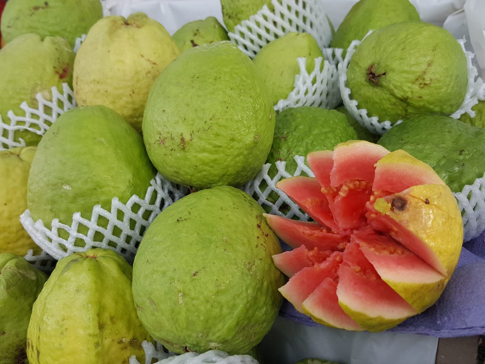 Goiaba e abóbora moranga estão mais em conta esta semana (27/8)