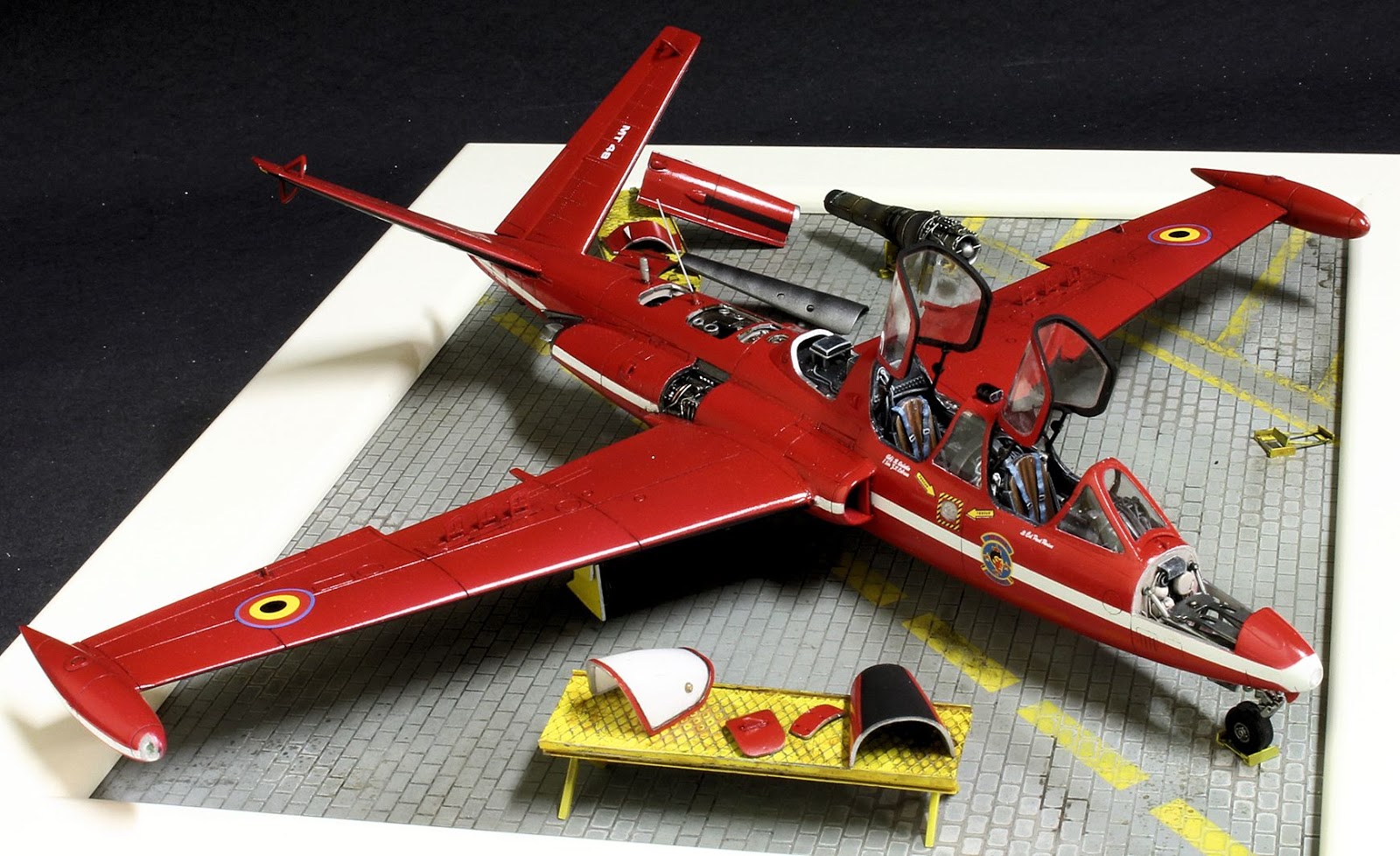 The Modelling News: Ravishing Red Devil - Corentin builds AMK’s 1/48 ...