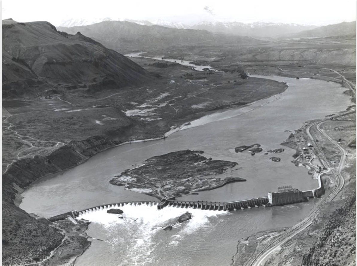 Big Bend Railroad History: 1938 Rock Island Dam View