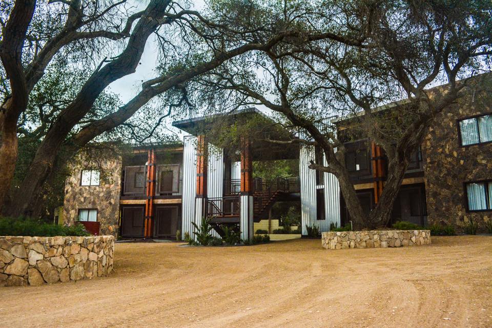 Notas del Valle de Guadalupe: New Lodging: El Encinal @ Vinos y Villas ...