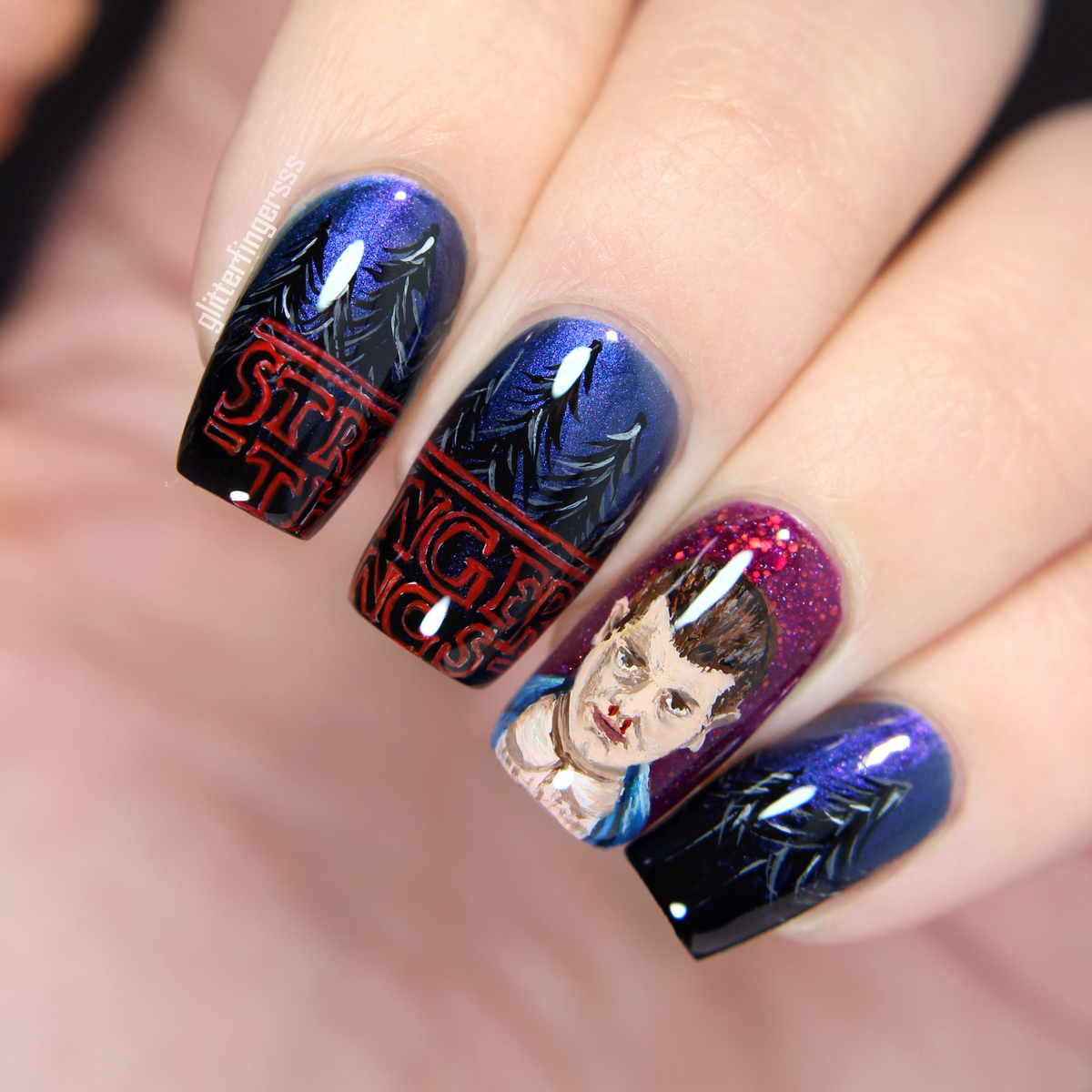 Illyrian Polish | Fall 2016 - Stranger Things ~ Glitterfingersss in english