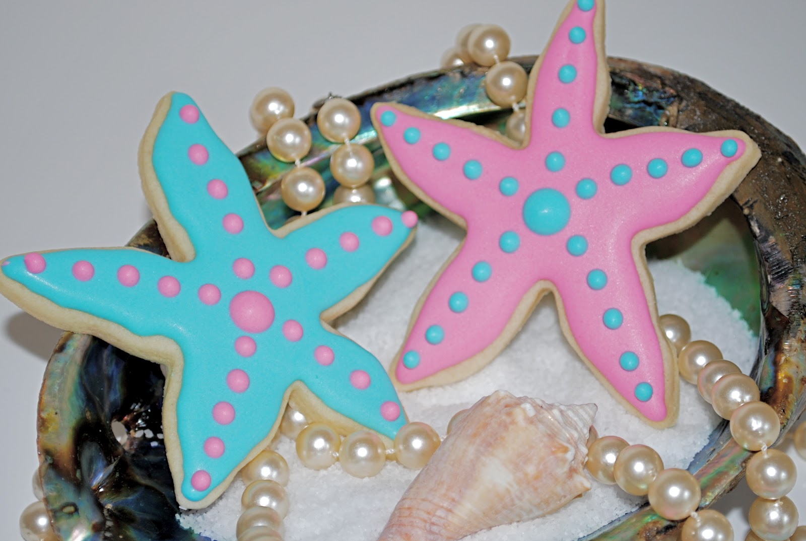 Sweet Goosie Girl: Sweet Friday - Preppy Pink & Turquoise Starfish Cookies