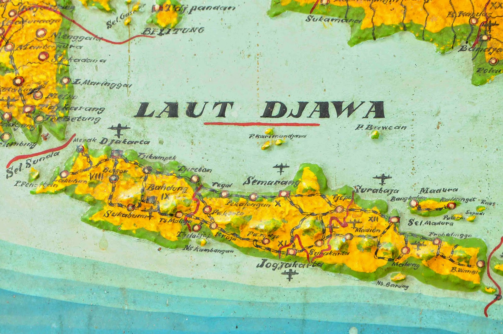 Old Vintage Gallery: Peta Indonesia Djadoel Circa 1960