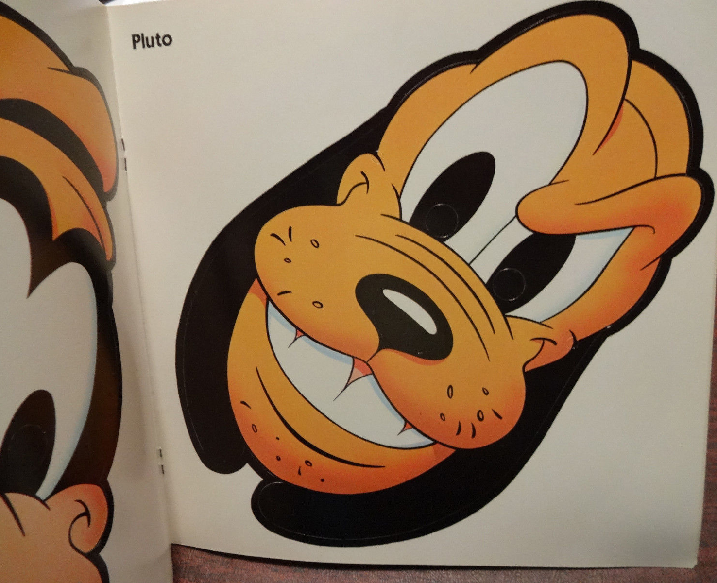 Filmic Light - Snow White Archive: 1985 Disney Book of Masks