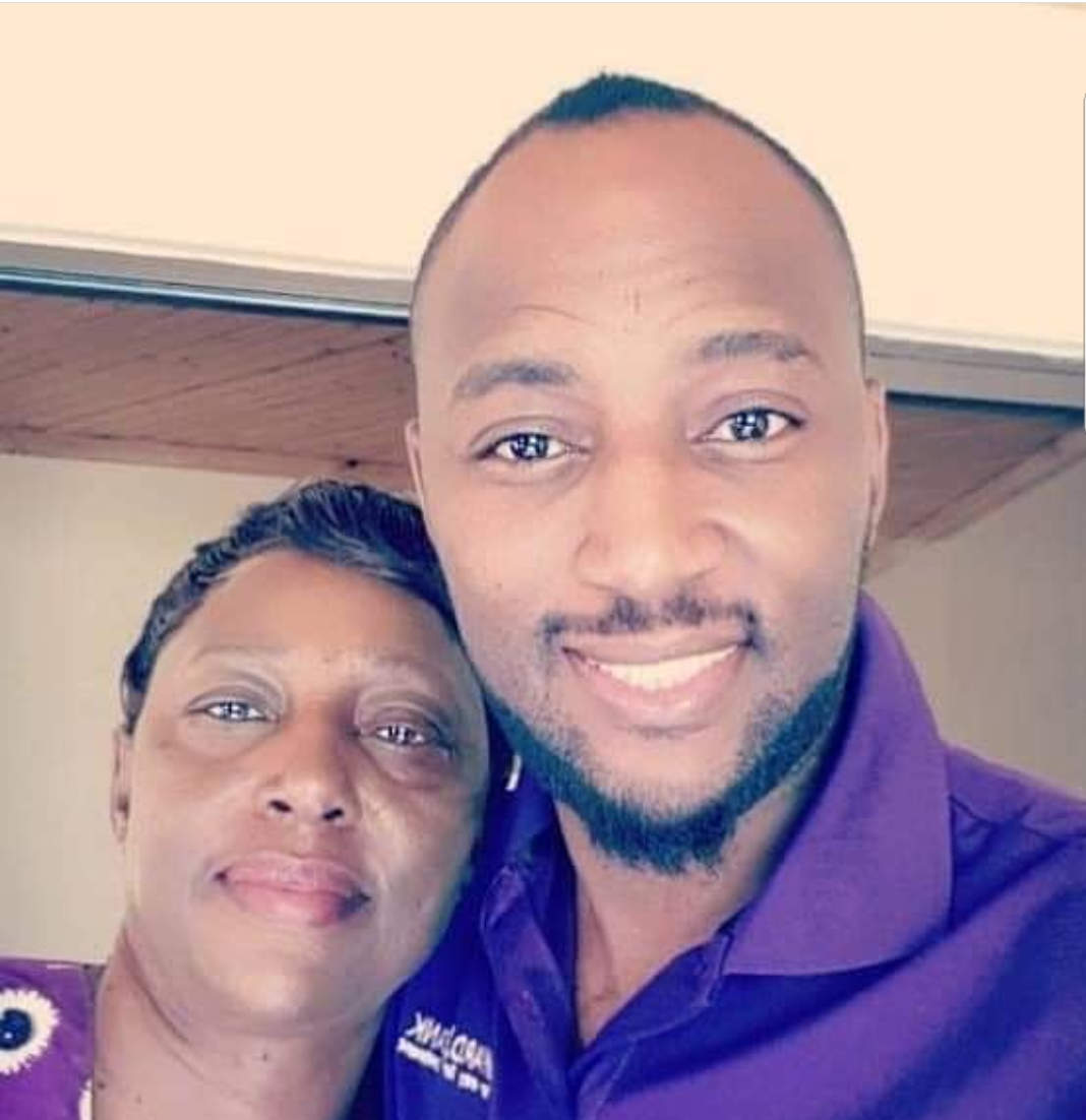 MUDIWA MOCKS STUNNER | Mafaro