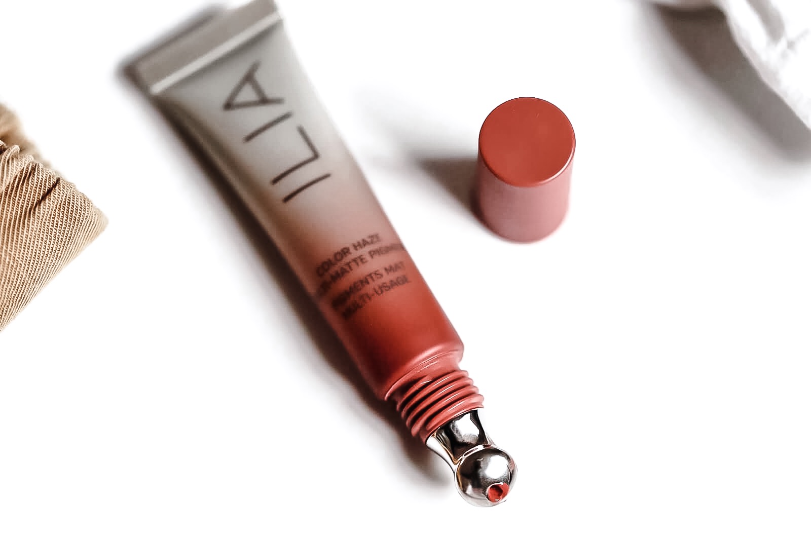 Ilia Beauty Color Haze Multi Matte Pigment : Mention Très Bien ! | kleo ...