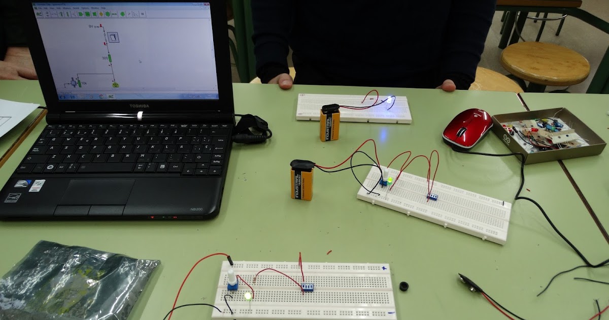PROYECTO DE MENTORIA: Comenzando..... Con el software básico: CROCODILE ...