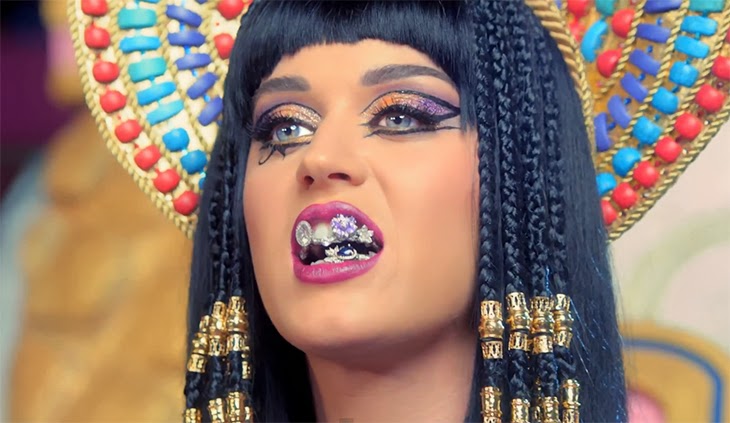 Katy Perry de Cleópatra em seu novo clipe | LIKE A DIVA