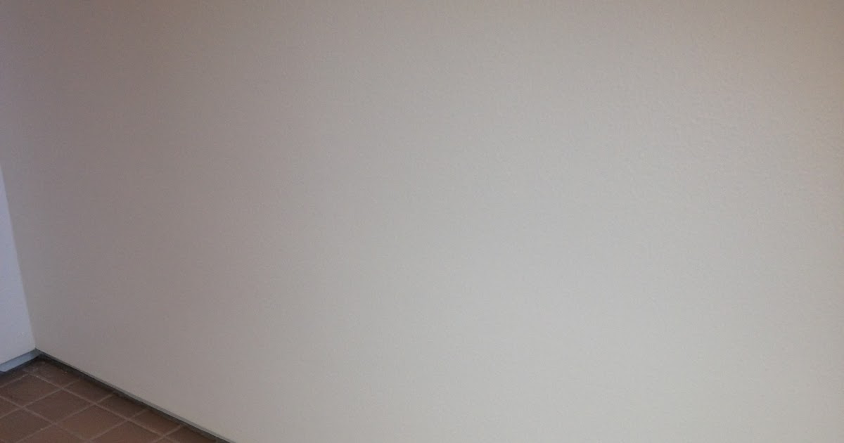 no baseboards in mid-century modern bathroom | mid-century modern remodel