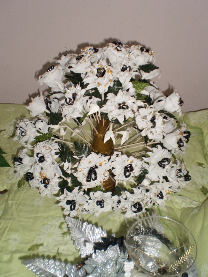 Bunga Telur from crepe paper.100% handmade.purple klasik. | dKehidupan