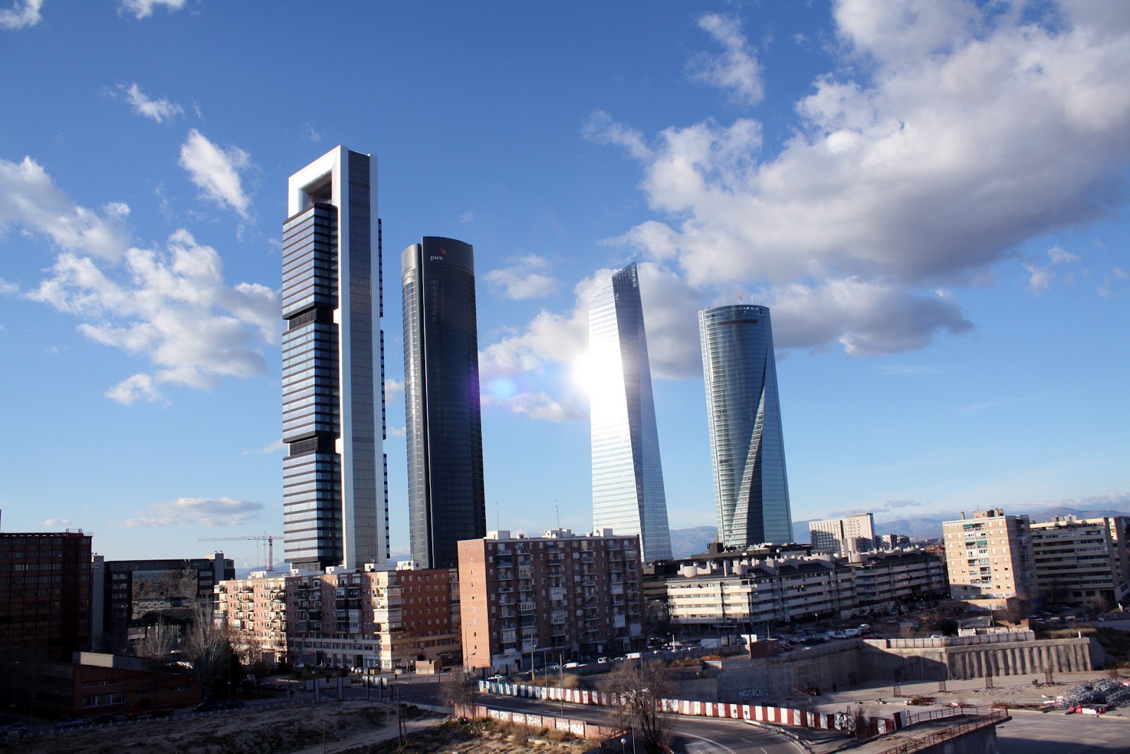 A través del objetivo: Cuatro Torres, Madrid, 28 de enero de 2012