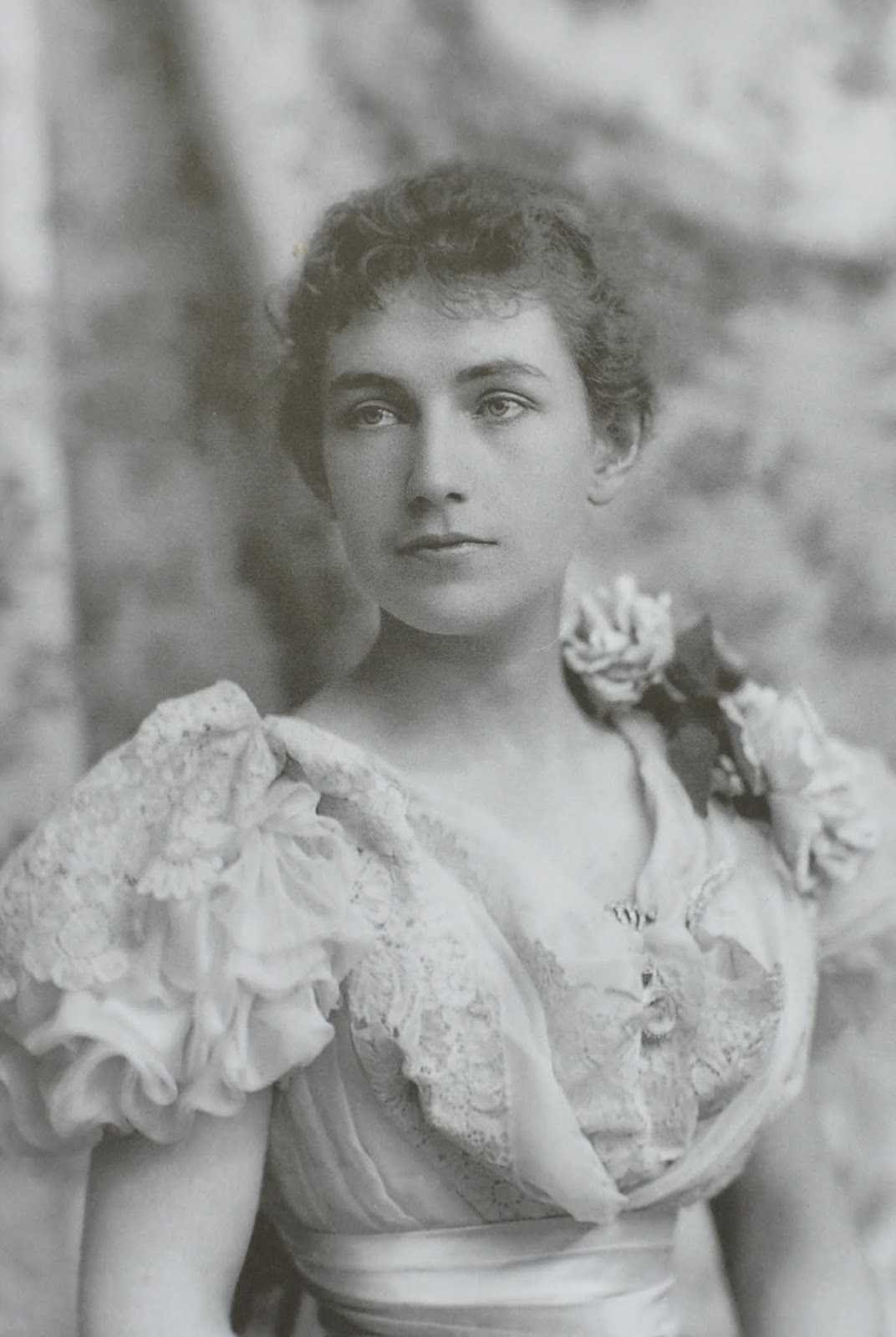 Three Dogs in a Garden: Our Visit to Les Jardins de Métis, Part 1–The ...