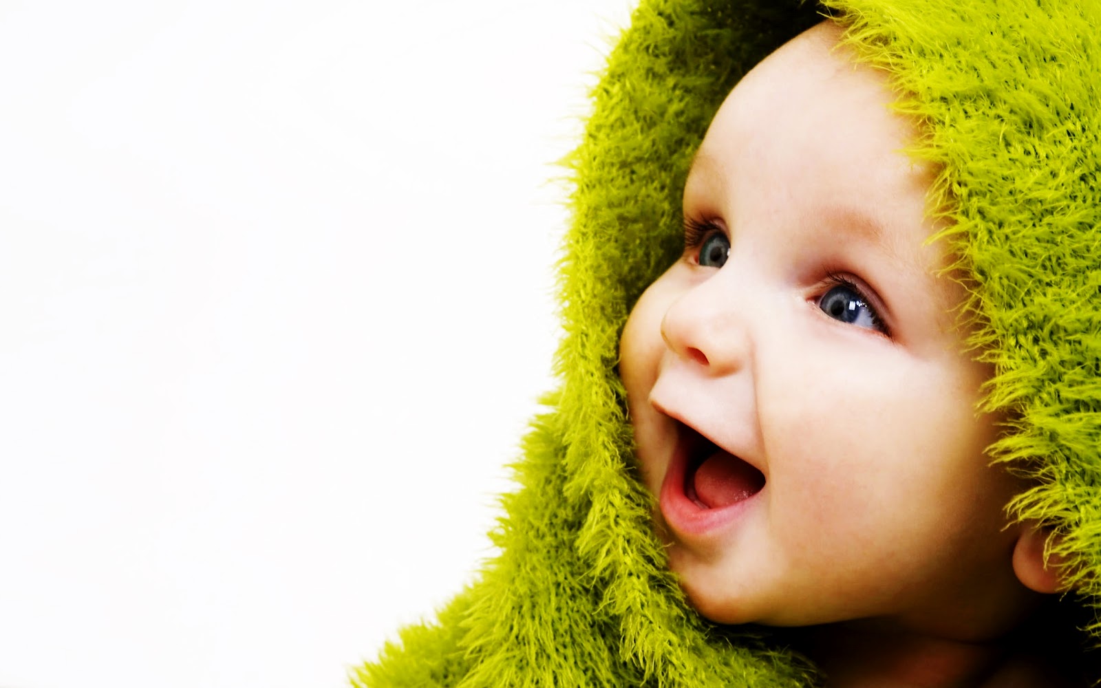 High Definition Wallpapers: Cute Baby Wallpapers