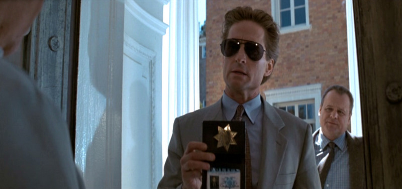 Movie Lovers Reviews: Basic Instinct (1992) - Sharon Stone at her Sexiest