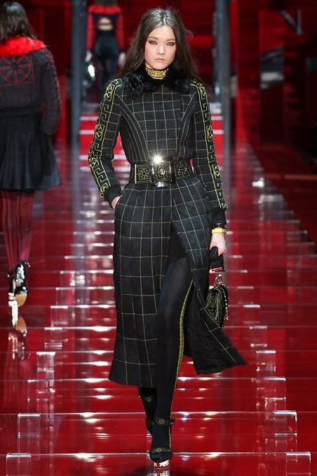 Smartologie: Versace Fall/Winter 2015 - Milan Fashion Week