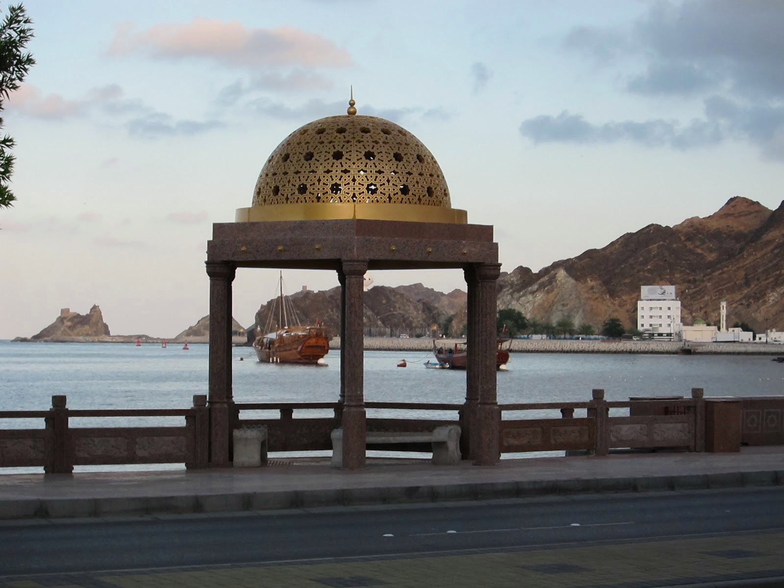 Oman ( عمان ). A voyage to Oman, Middle East - Muscat, As Sib, Salalah ...