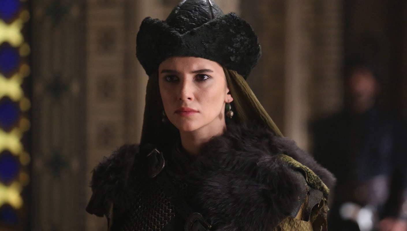 Leyla Lydia Tuğutlu sale de la serie histórica “Uyanış: Büyük Selçuklu”