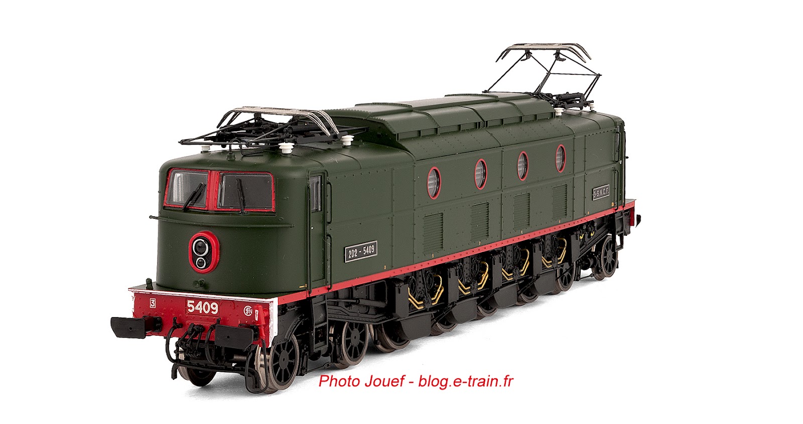 Loco-Revue: Jouef : Les 2D2 5400 à l'approche