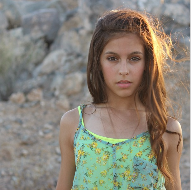 Simrin Player Fan Page