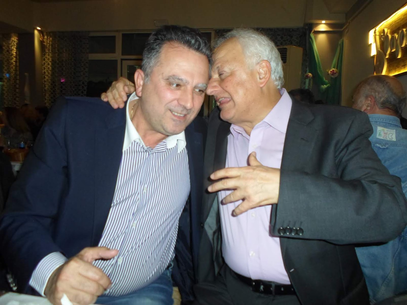 ΛΕΥΤΕΡΙΑ: ΚΑΤΕΡΙΝΗ: Ο ΚΩΣΤΑΣ ΚΑΡΑΠΑΝΑΓΙΩΤΙΔΗΣ ΜΕ ΤΗΝ ΠΑΡΕΑ ΤΟΥ (ΦΩΤΟ ...