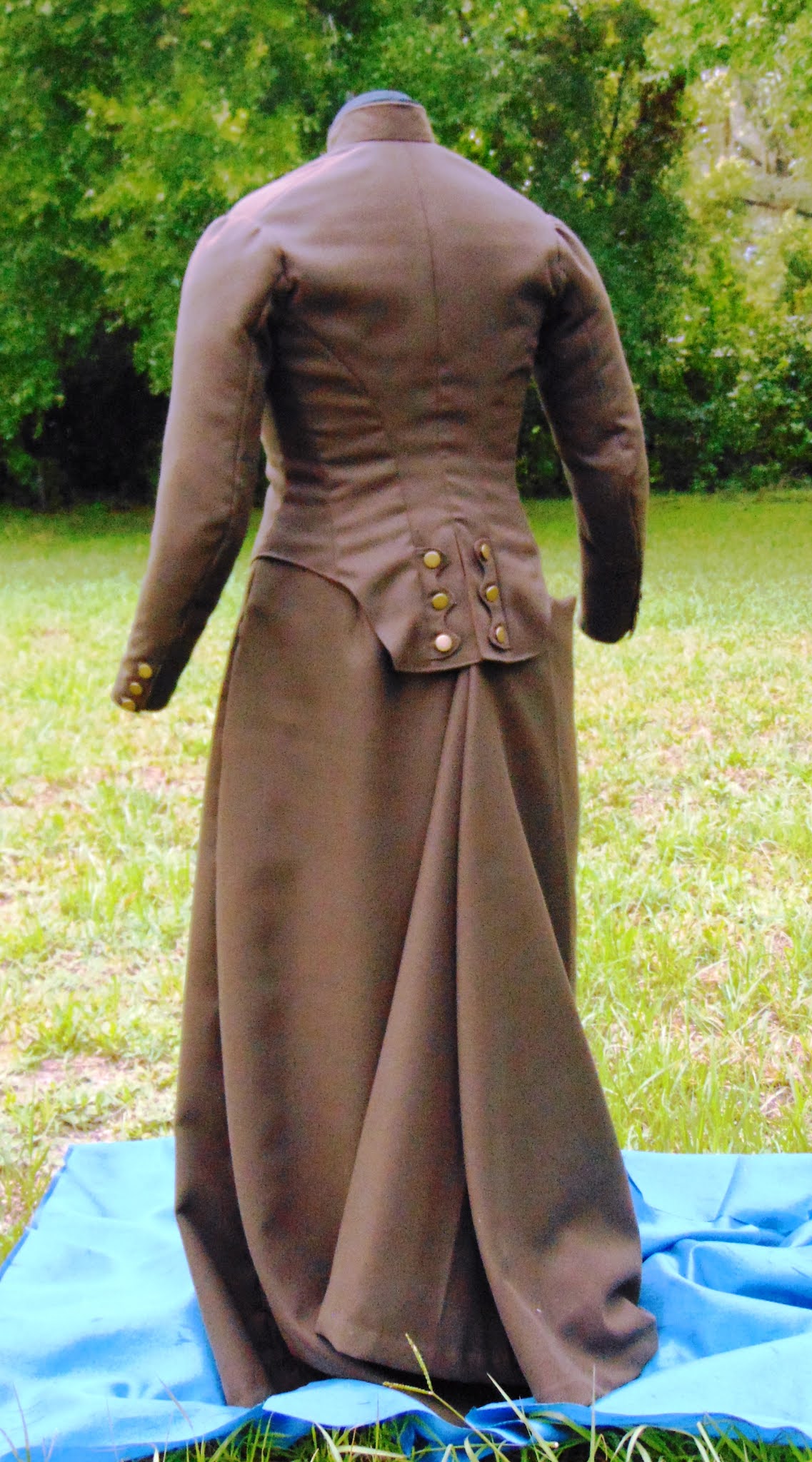 The Antique Sewist: 1880s Riding Habit - Brown wool blend