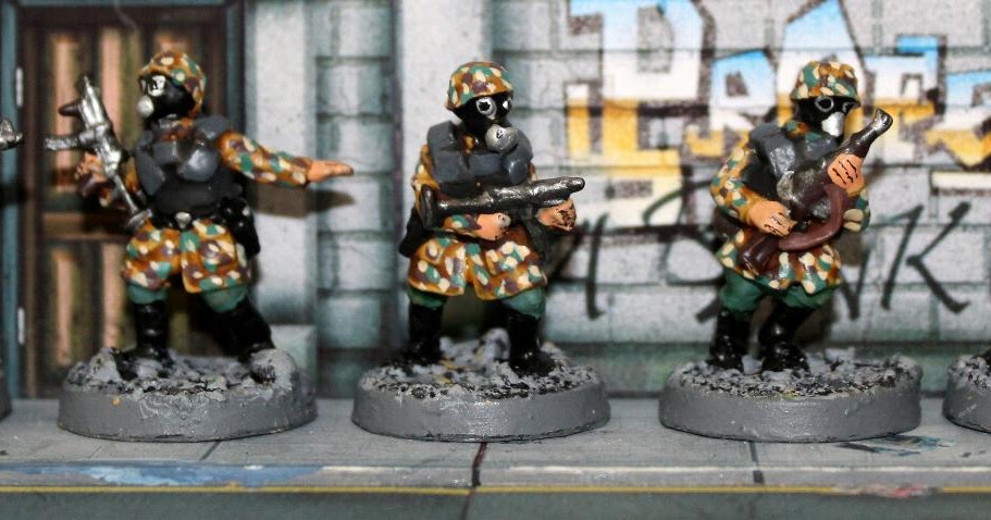 Vampifan's World of the Undead: SOTR German Mech Grenadier Squads 01