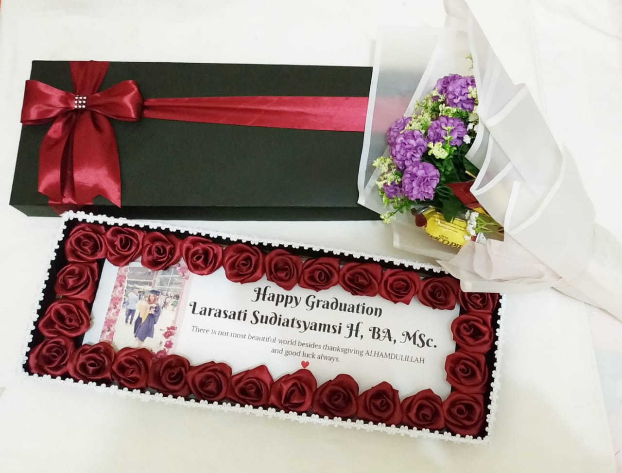 Bunga Wisuda Jakarta I Bunga Box FT55 - Jual bunga handmade