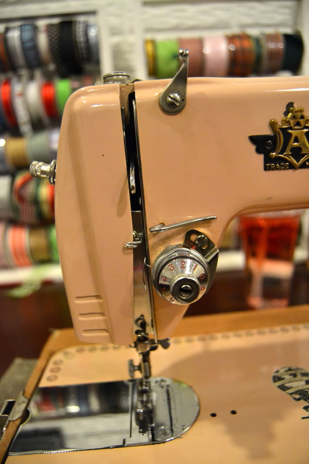 Meet Phoebe, My 1950s Sewing Machine! - Flashback Summer