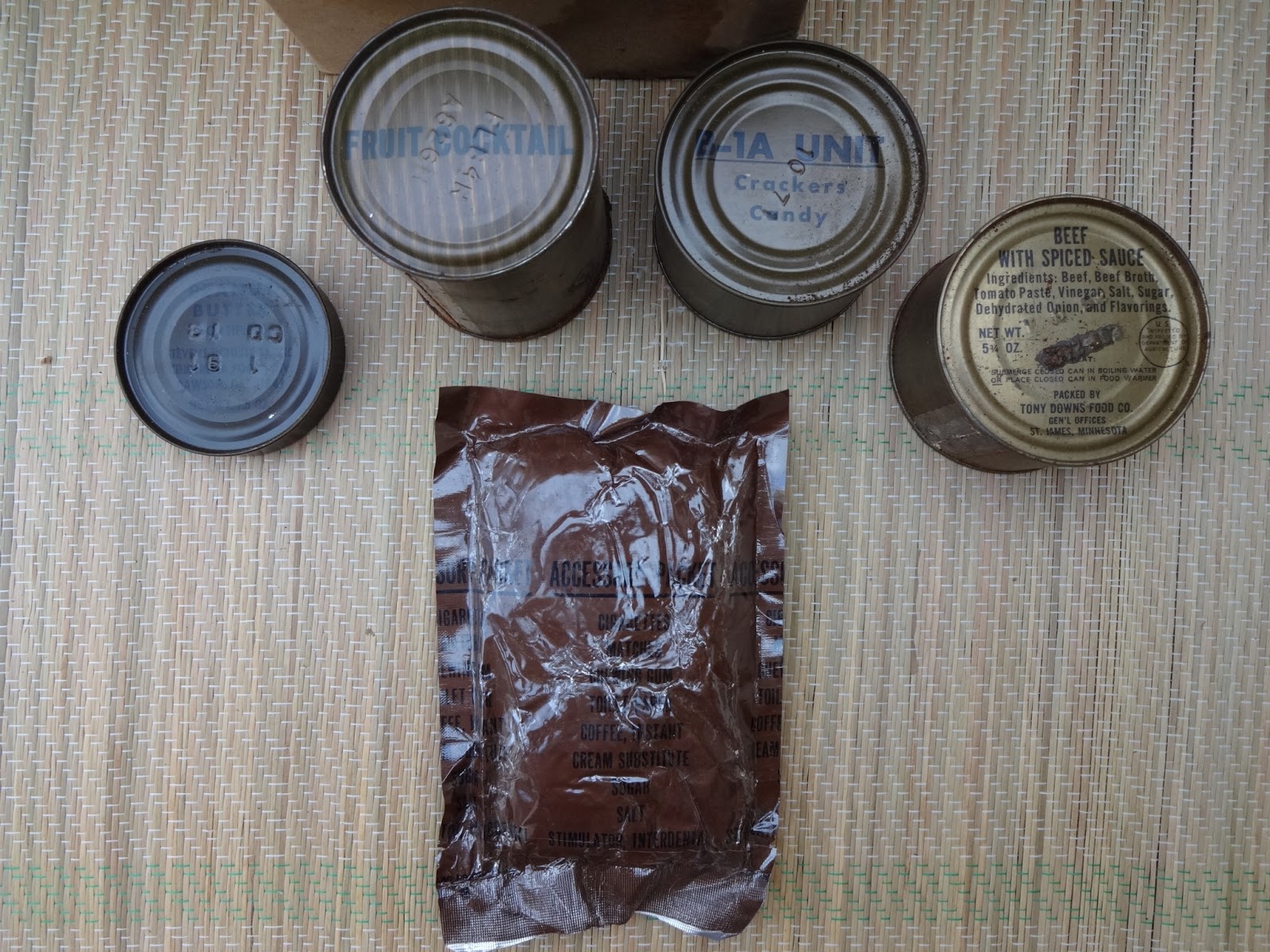 SOUVENEZ-VOUS 44: VIETNAM "C" RATION MEAL COMBAT B-1A UNIT